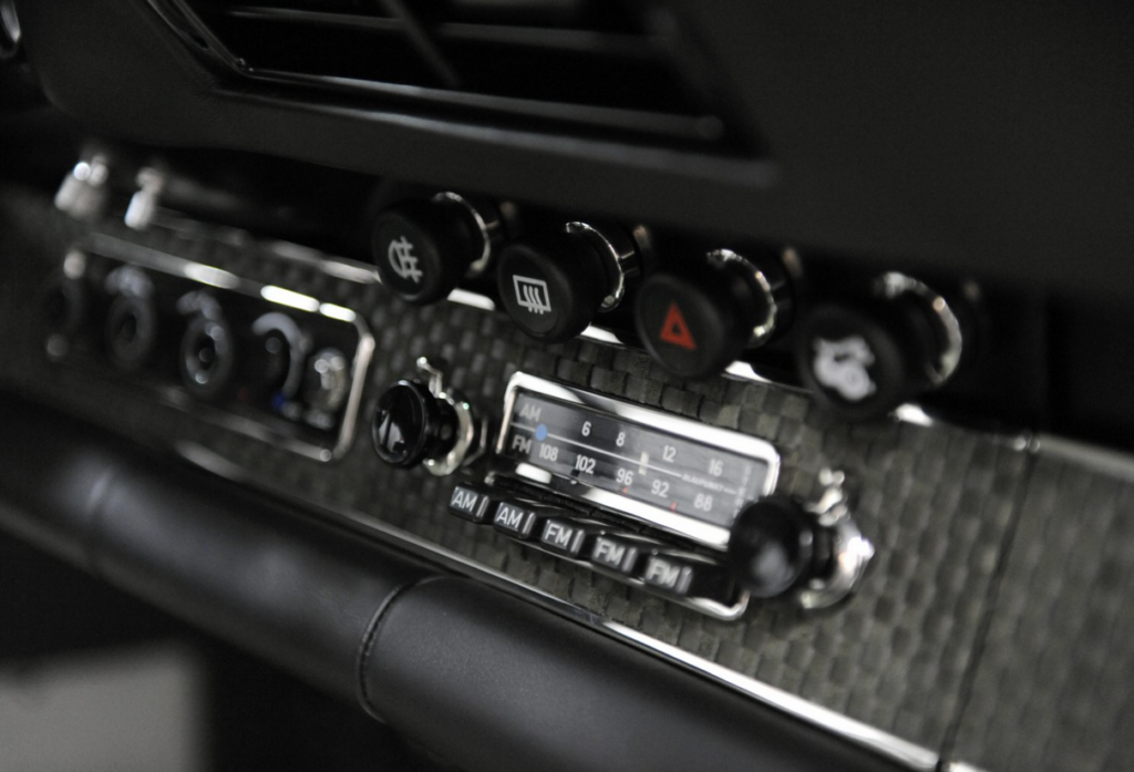 50+ Stunning Singer Porsche Steering Wheel & Dashboard Pics