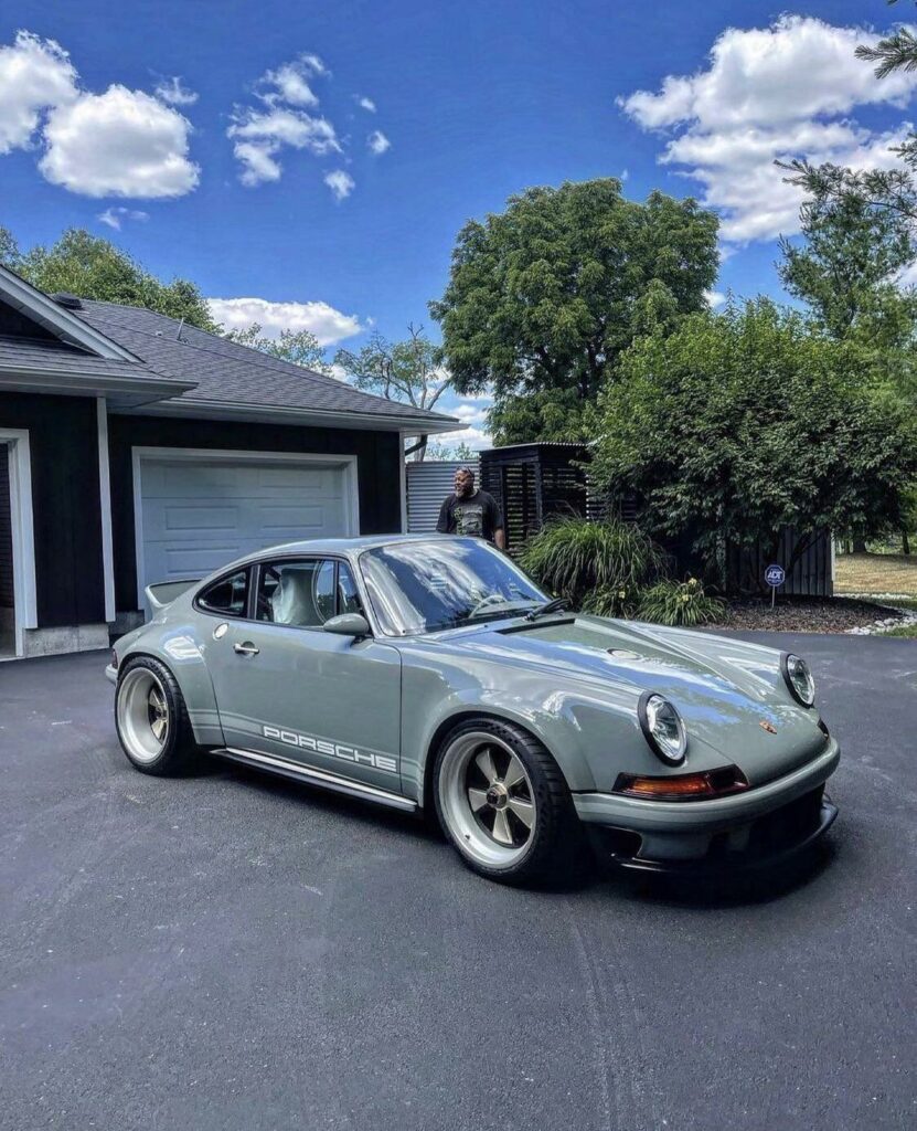 Quartz Commission (DLS) by Singer Vehicle Design